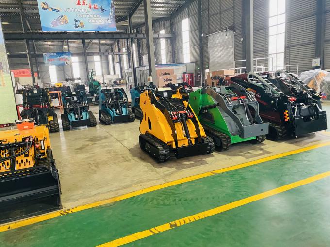 Compact Mini skid steer loader mini articulated wheel loader 25hp Japan ...